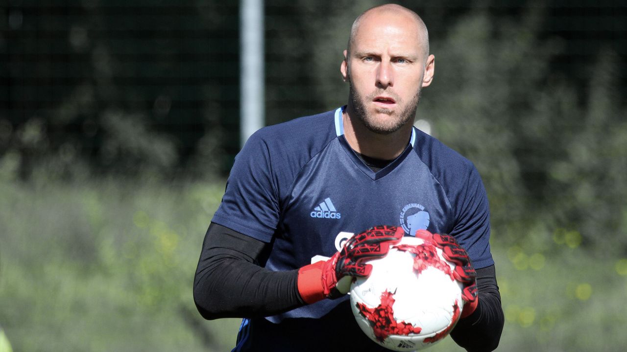 Kim Christensen er officielt stoppet som spiller | F.C. København