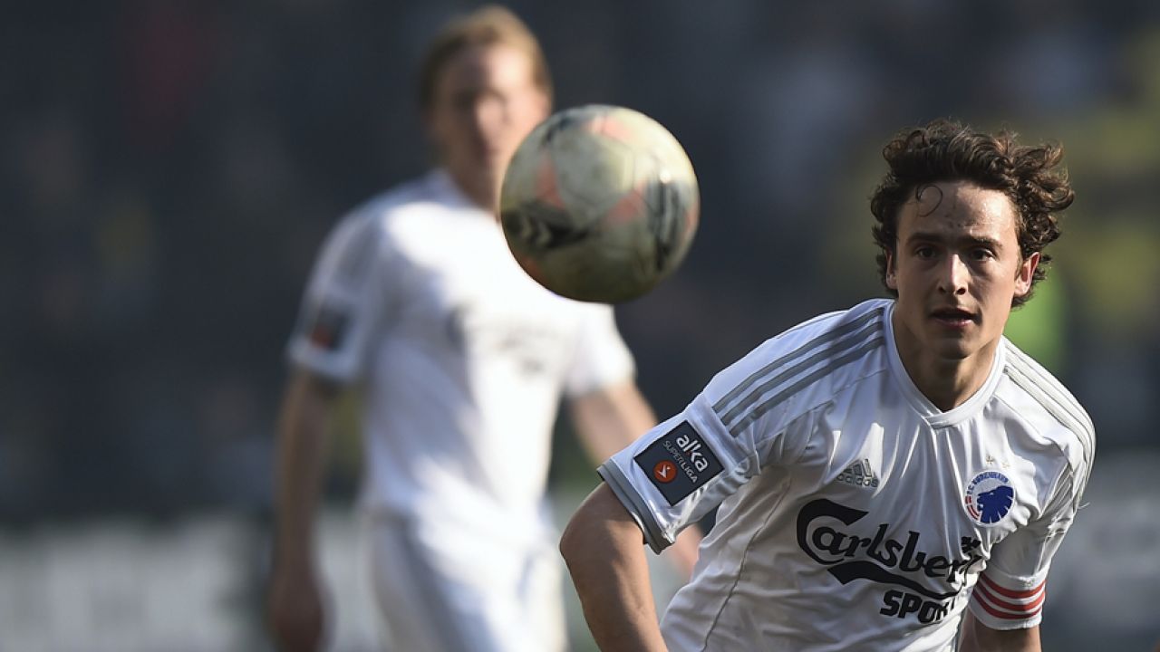 Bred enighed om at banen var håbløs... | F.C. København Bred enighed om at banen var håbløs... | F.C. København