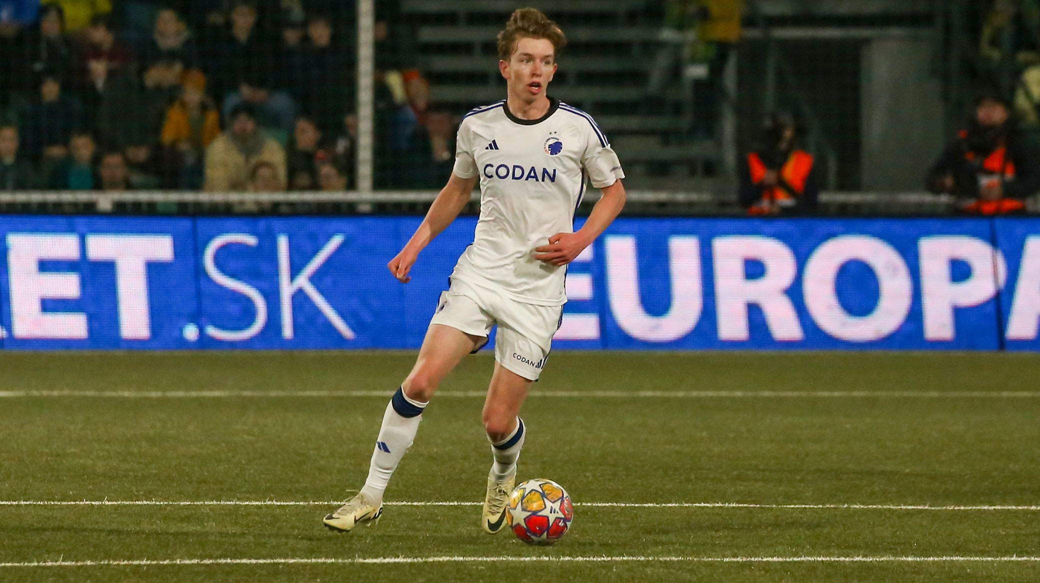 Oliver Højer | Midtbane - F.C. København